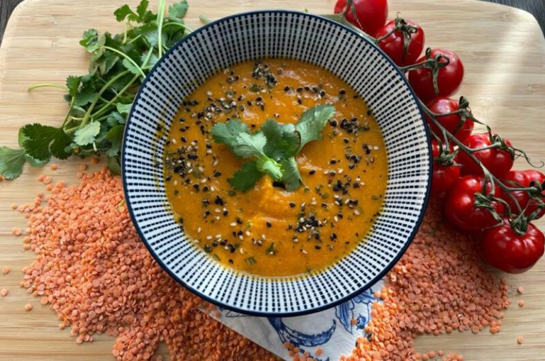 Tomatensoep met rode linzen - Nuria Postma